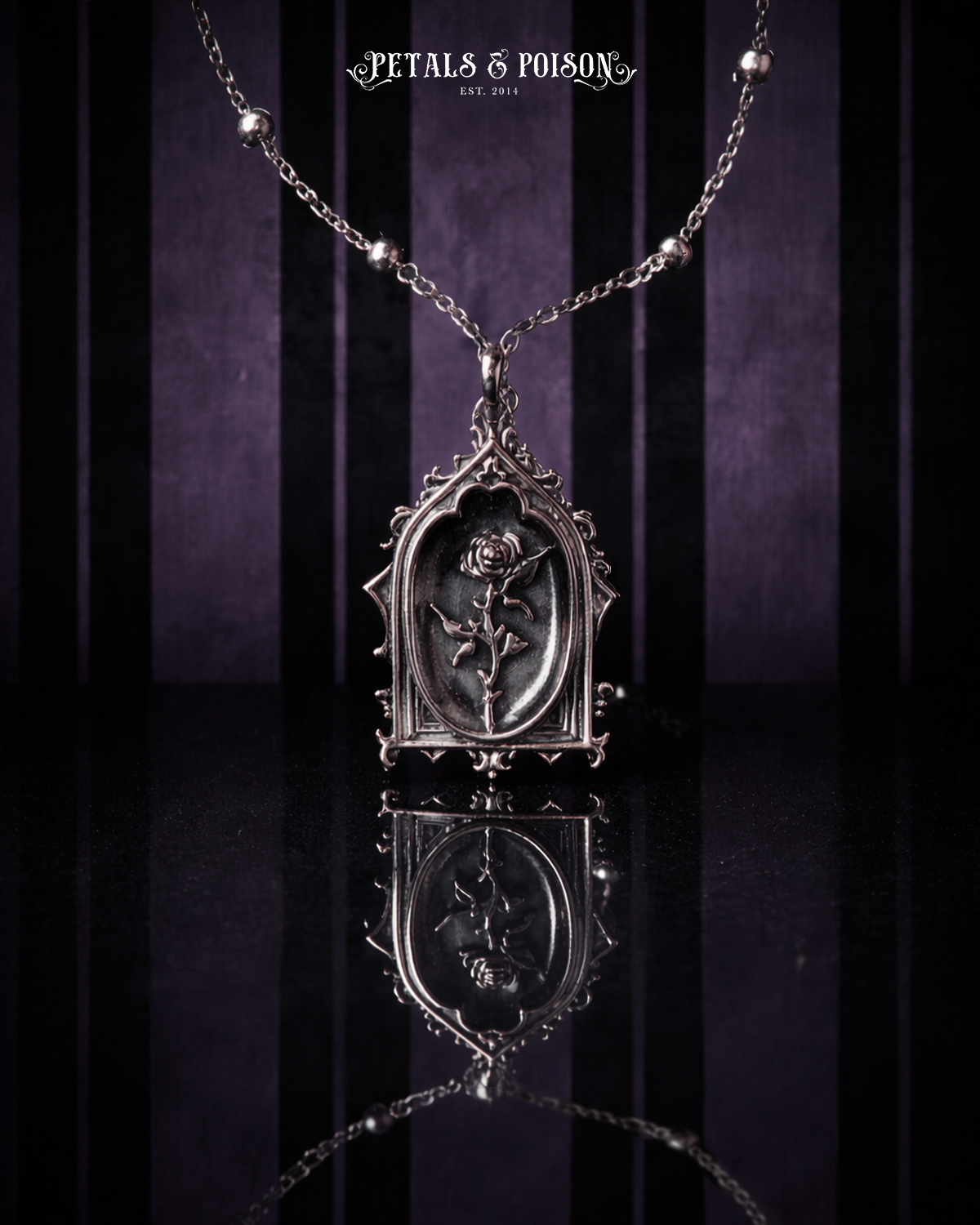 The "Lenore's Tomb” Curio Necklace – petalsandpoison