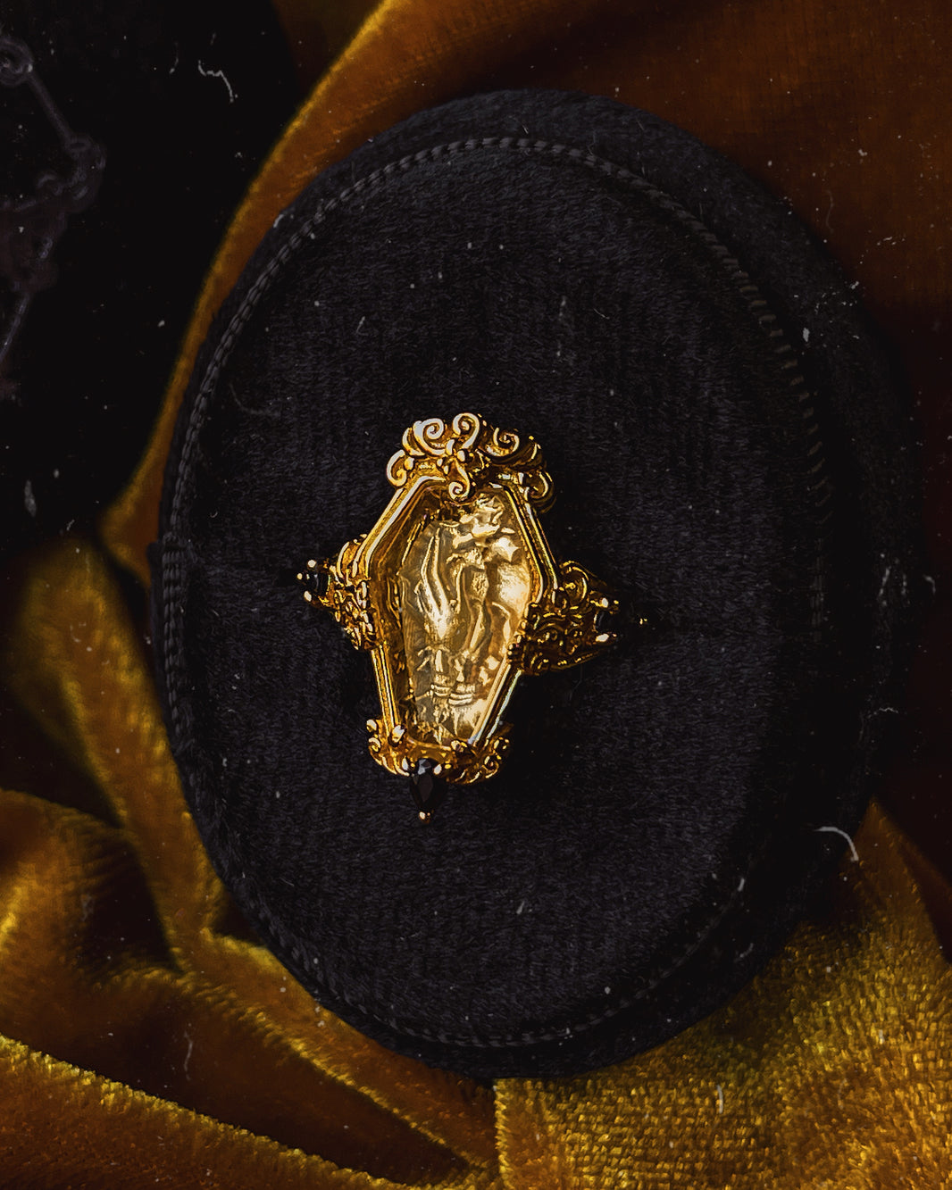 Jewelry & Adornments – petalsandpoison