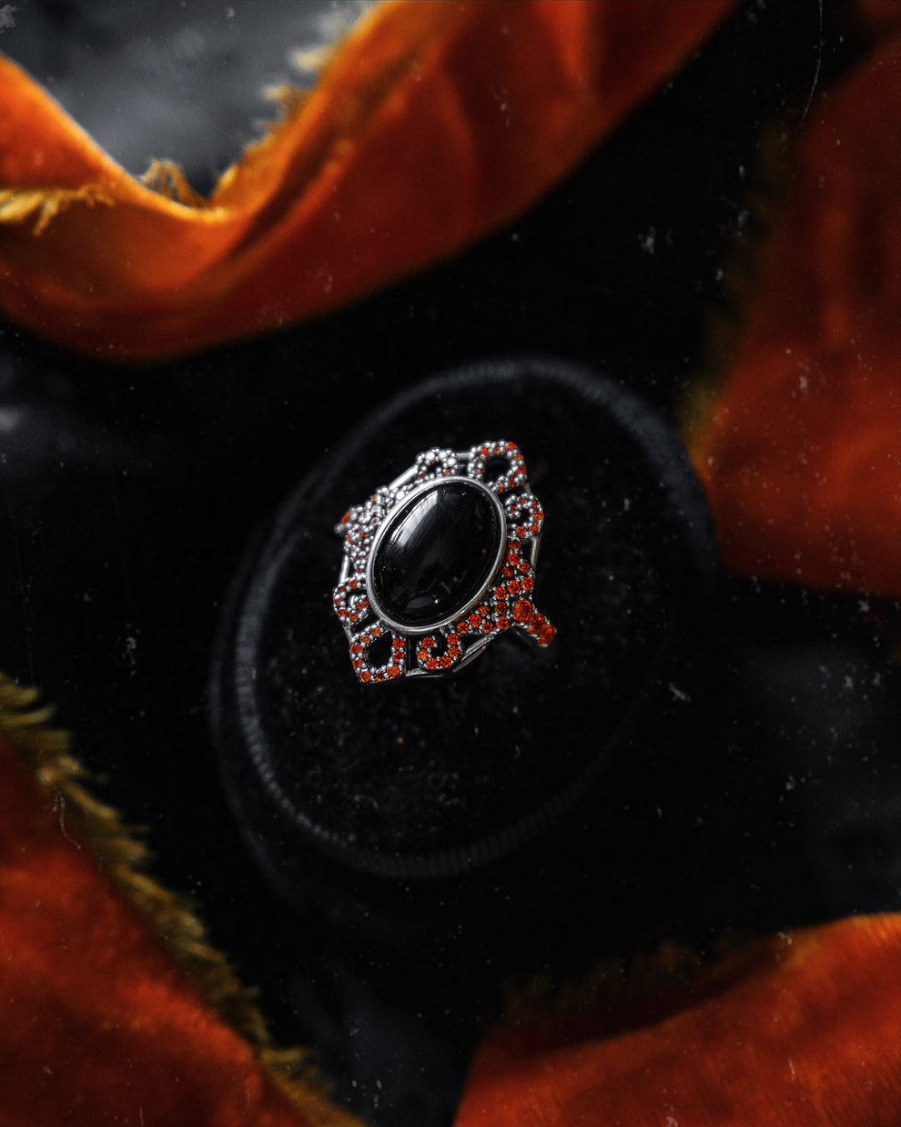 ARCHIVE: The "Hallow's Eve" Heirloom Ring – petalsandpoison