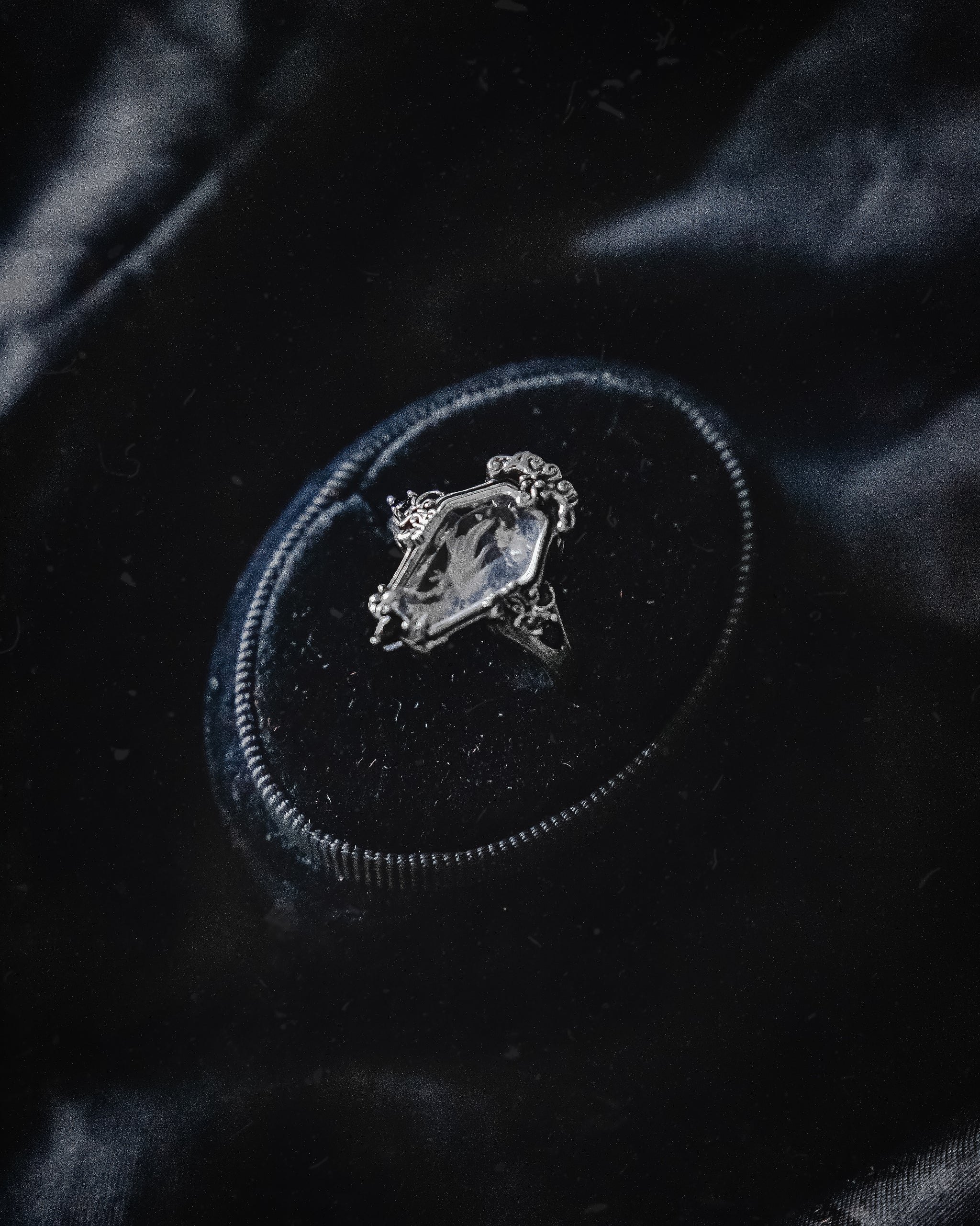 The "Mourning Hand" Glass Casket Ring – petalsandpoison